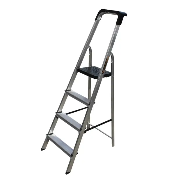 ESCADA ALUMINIO DOMESTICA PRO 4 DEG. 150KG - BTF